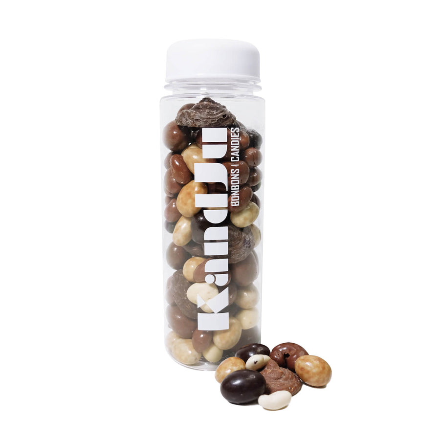 KandJu | Bottles & glasses full of candies